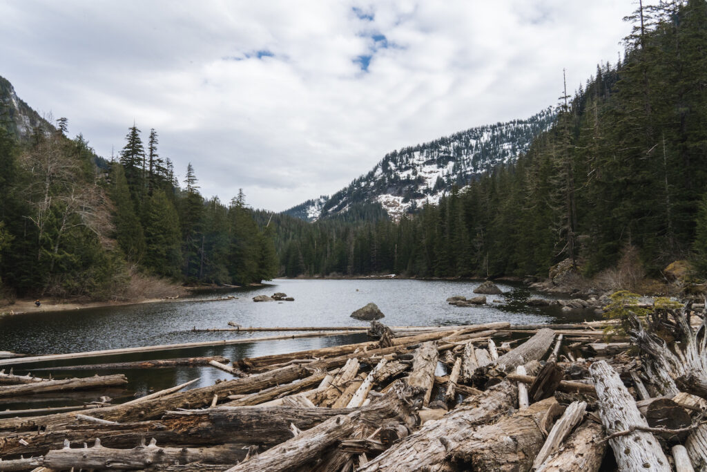 Barclay Lake – The Best Beginner Backpacking Hike in Washington – Hike ...