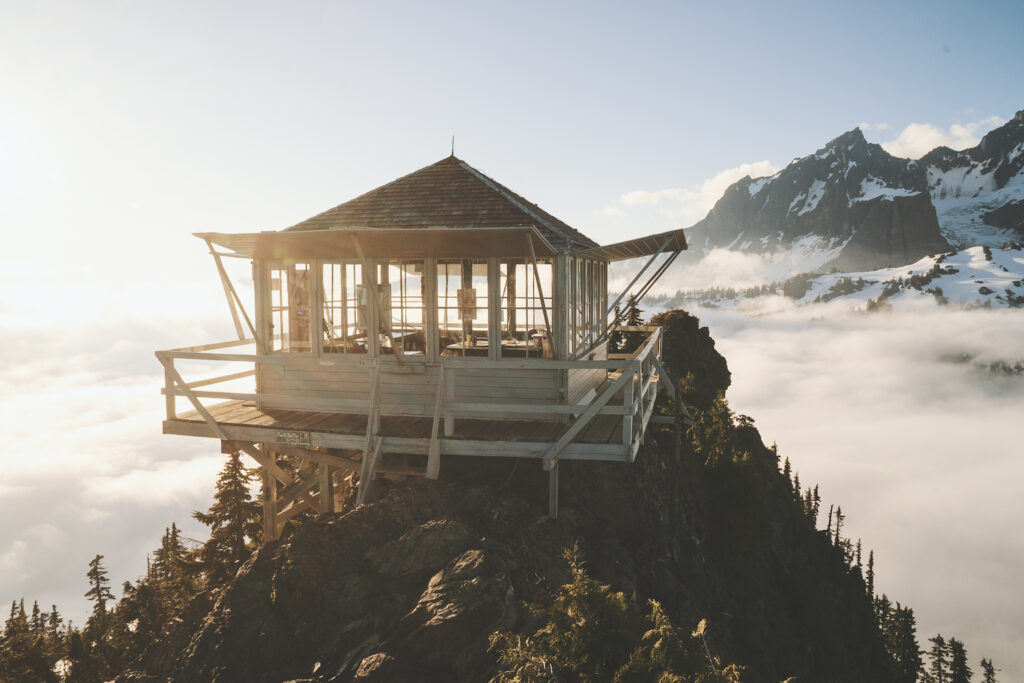 Park Butte Lookout – Stay Overnight at a Fire Tower in Washington’s ...