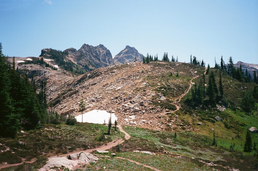 Maple Pass Loop Hiking Guide: Best Day Hike in Washington’s North ...